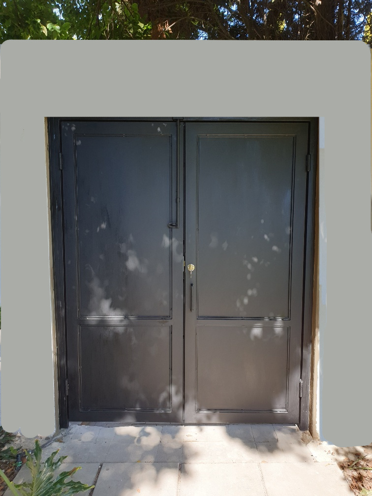 Swing Driveway Gates – Able Gates and Fencing